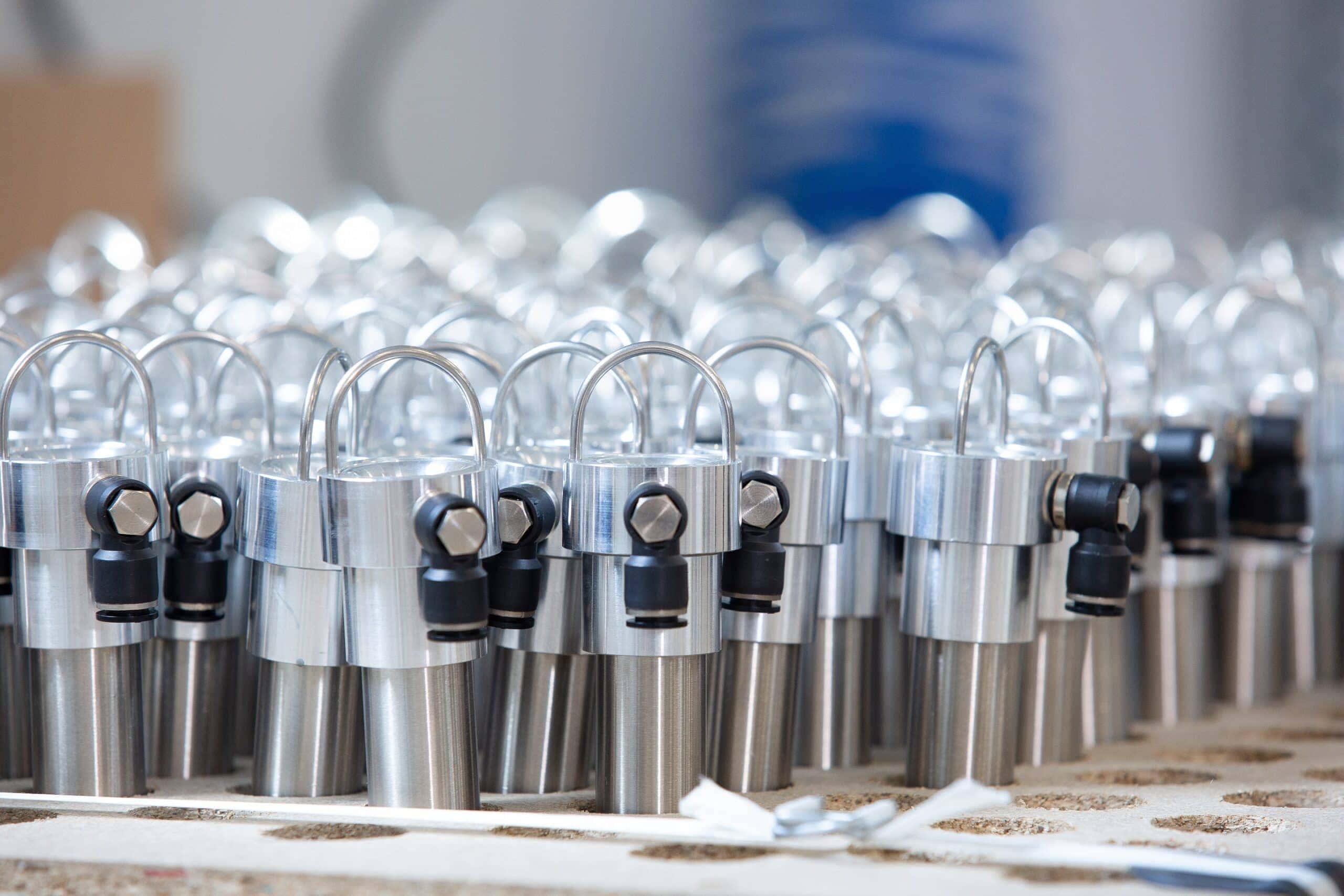 Volumetrische doseersystemen voor spuitgieten en extrusie