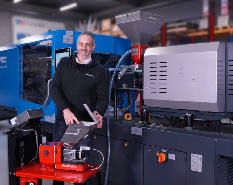 Accurate dosing equipment for the plastics industry - Movacolor