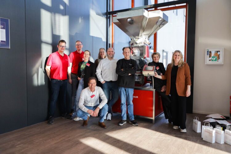 Movacolor holds annual Open Day - Movacolor